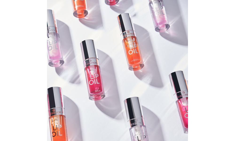 Why Lip Oil Is Your New Bestie – essence makeup